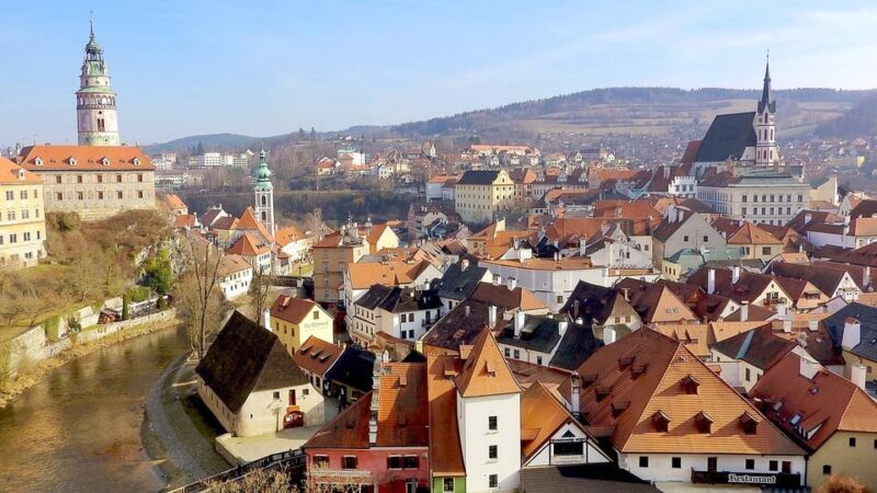 Prague: Cesky Krumlov Private Day Trip with a Local - The Itinerary Breakdown