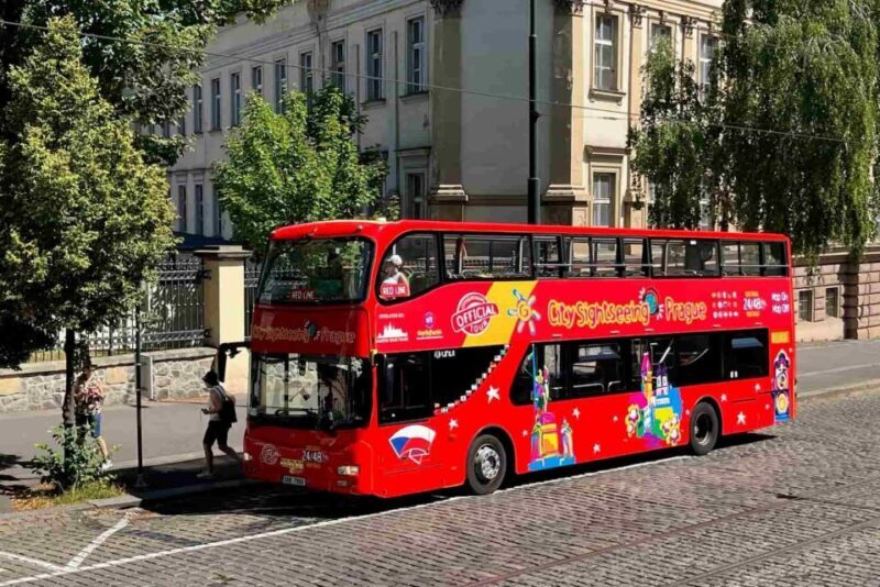 Prague: City Sightseeing HOHO Bus Tour & Optional Boat Tour - Final Thoughts