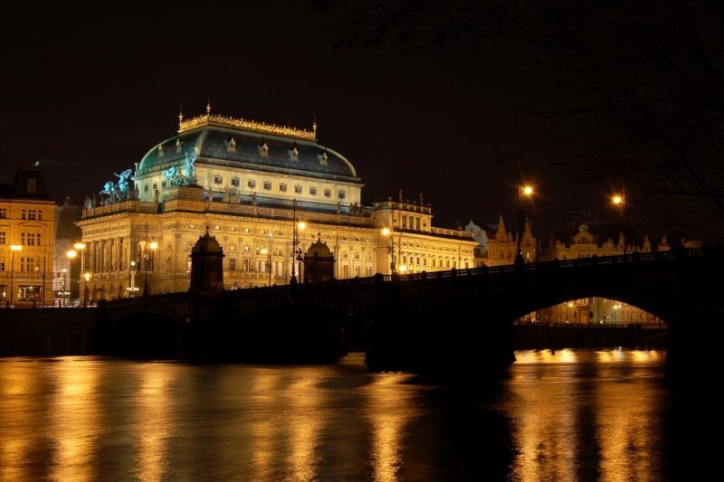 Prague: City Tour and Dinner Cruise with Hotel Pickup - Prague: City Tour and Dinner Cruise with Hotel Pickup — A Deep Dive Into a Fascinating Experience