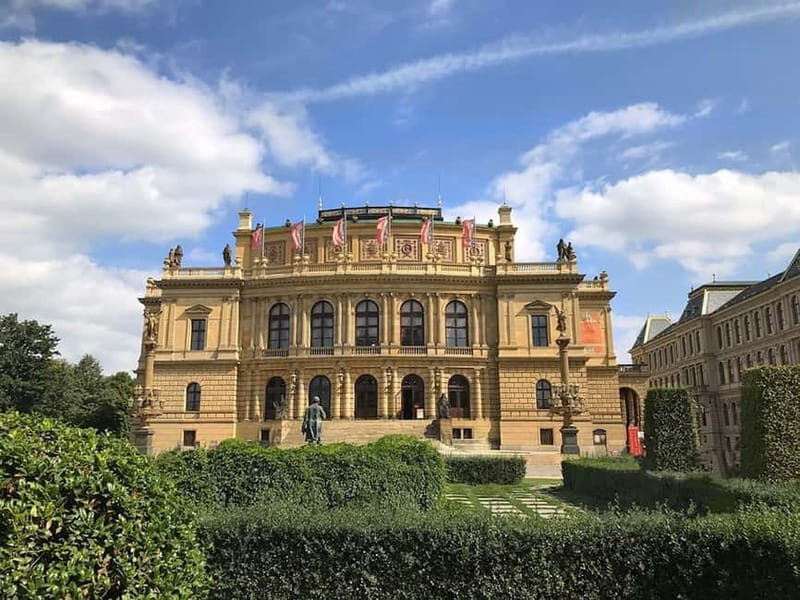 Prague: Classical Christmas Gala Concert at the Rudolfinum - Who Should Consider This Concert?