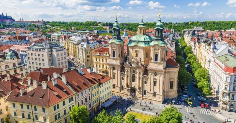 Prague: Classical Concert in St. Nicholas Church - An Inside Look at the Concert Experience