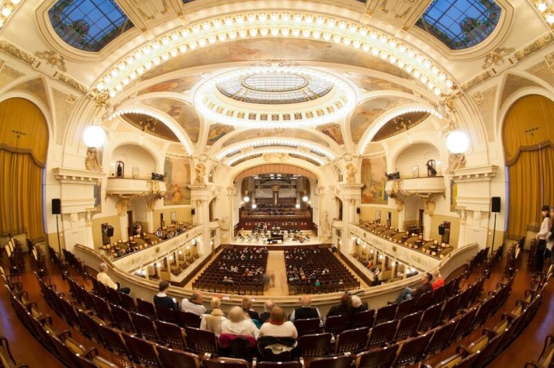 Prague: Classical Concerts at Smetana Hall, Municipal House - An Introduction to the Experience