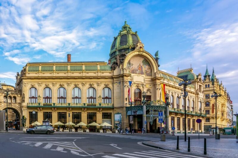 Prague: Classical Concerts at Smetana Hall, Municipal House - FAQ