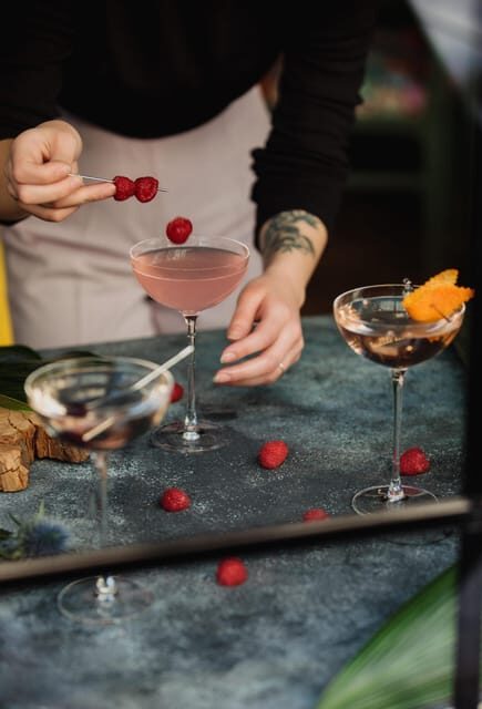Prague: Cocktail Making Workshop with Bartender - Overview of the Experience
