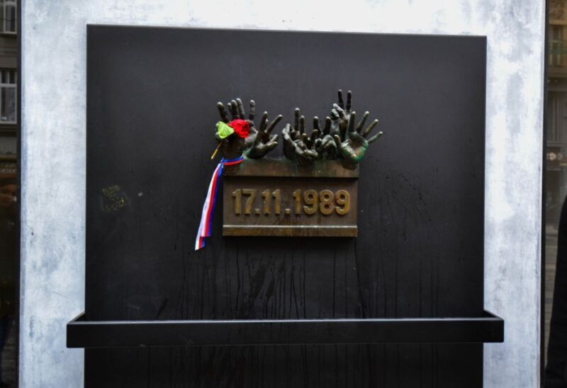 Prague: Communism History and Nuclear Bunker Guided Tour - Authentic Testimonials from Travelers