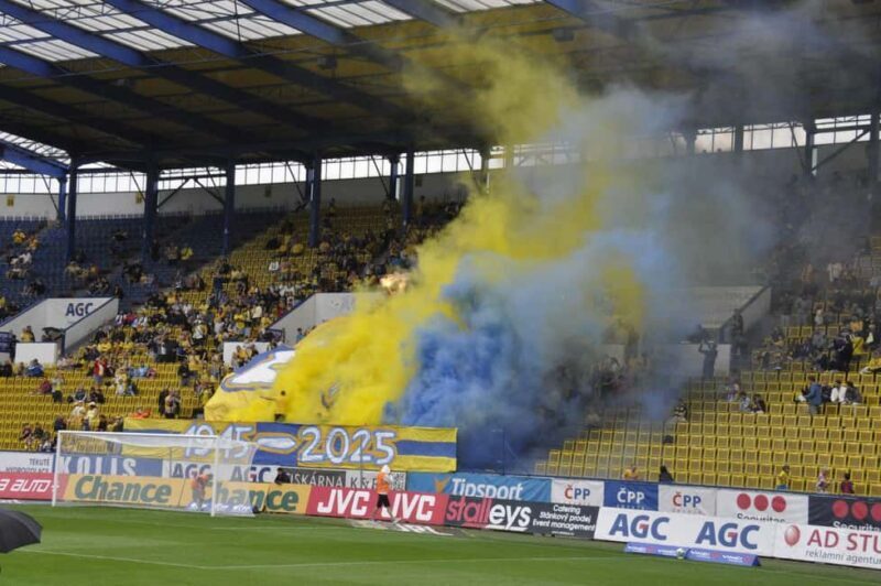 Prague: Czech Football Match with an Expert - Key Points