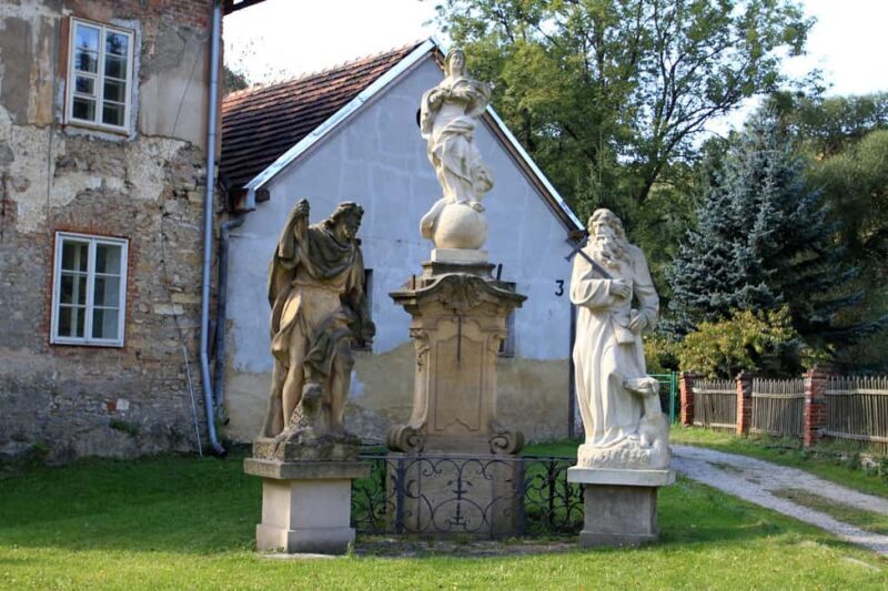 Prague: Czech Village Walking Tour with Guide - Exploring the Highlights: What Makes This Tour Special