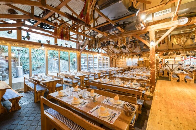 Prague: Dinner with Folk Show and Open Bar - Who Will Love This Tour?