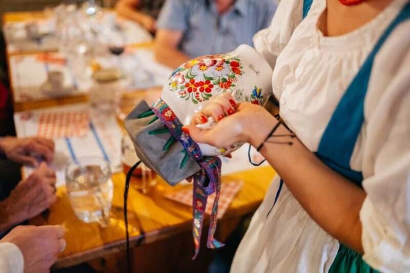 Prague: Dinner with Folk Show and Open Bar - FAQs