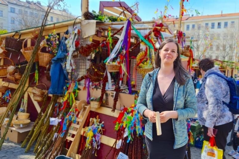 Prague: Easter Markets Tour with Czech Traditions & Snacks