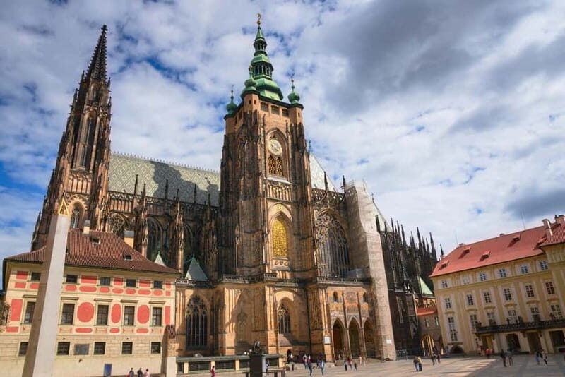 Prague: Exclusive Private Royal Way Tour - Starting Point and Meeting Logistics