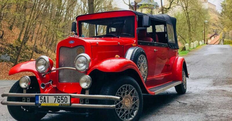 Prague: Fairytale Karlstejn Castle in Retro-Style Car - The Itinerary in Detail