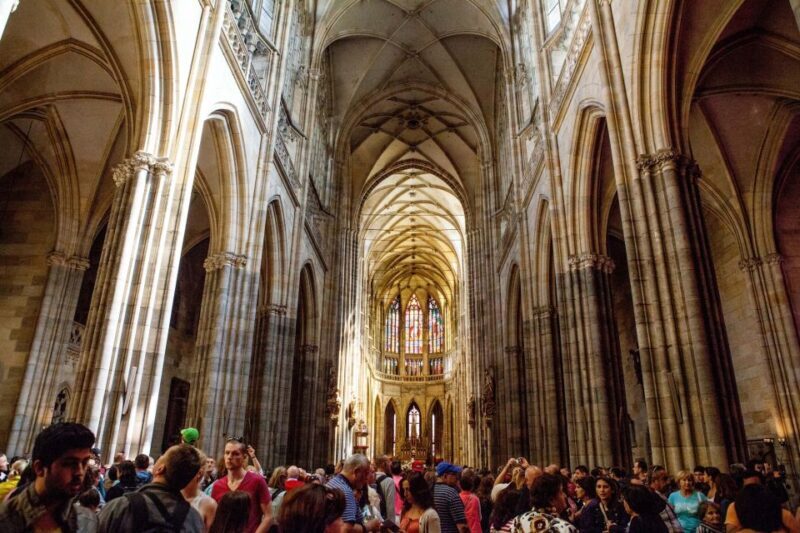 Prague: Full-Day Sightseeing Tour with Cruise and Lunch - Authentic Experiences and Tips from Reviews