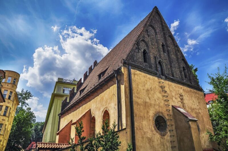 Prague: Full-Day Tour with Lunch and River Boat Cruise - The Sum Up