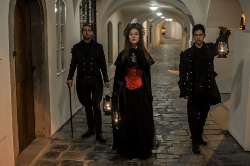 Prague: Ghosts and Legends Nighttime Guided Walking Tour - The Feedback from Past Travelers