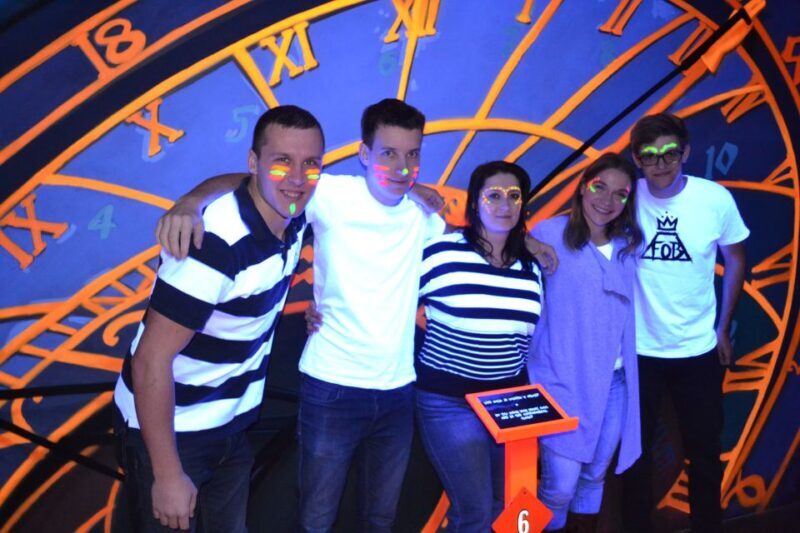 Prague: Glow Golf Mini Golf Game by UV Light - Final Thoughts: Is It Worth It?