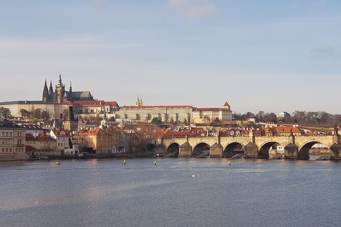Prague Grand 2,5 hour + 2 hour exterior walking tour - The Value of a Good Exterior Tour in Prague