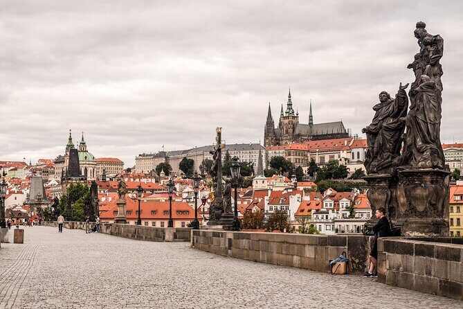 Prague Grand 2,5 hour + 2 hour exterior walking tour - The Authenticity and Authentic Experiences