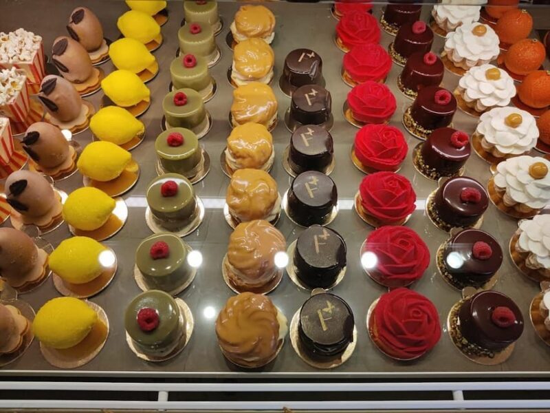 Prague: Guided Sweet Gourmet Walking Tour - Key Points