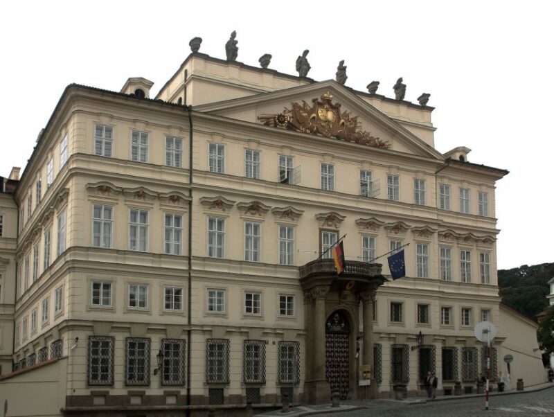 Prague: Highlights Walking Tour to the German embassy 1989 - An Introduction to the Tour Experience