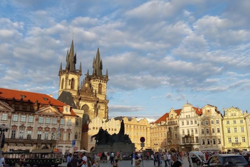 Prague: Historic City Center Bus Tour with Top Sights - What Past Travelers Say