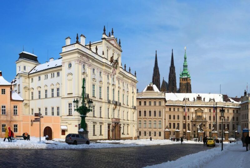 Prague Hradcany Castle, St Vitus Cathedral Tour with Tickets - What to Expect in Your Tour