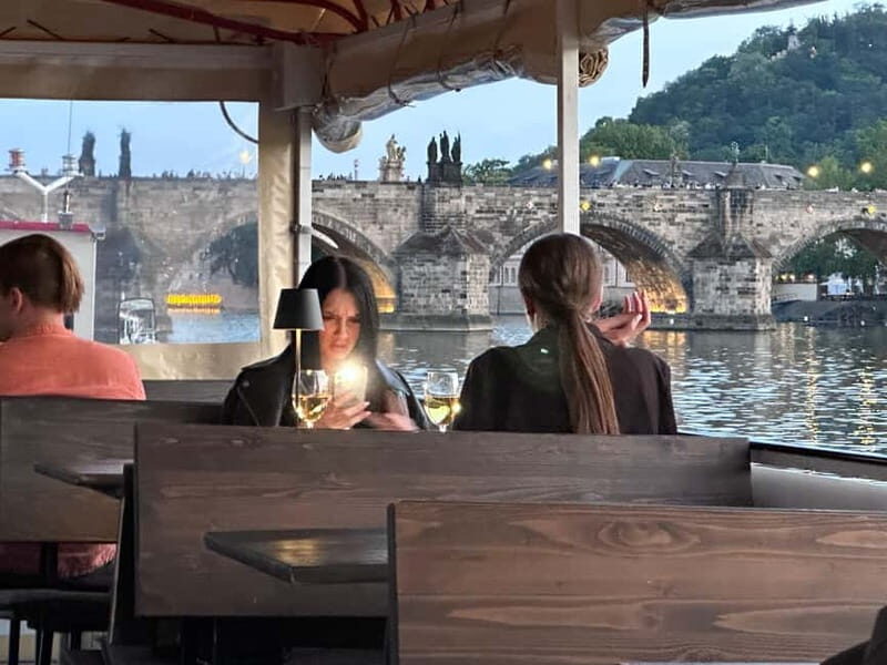 Prague: Jazz Boat Café: 1 hour city center jazz cruise - What’s Included and What’s Not