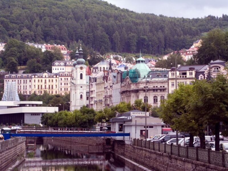 Prague: Karlovy Vary Tour with Lunch and Moser Museum Visit - Practical Details and Value