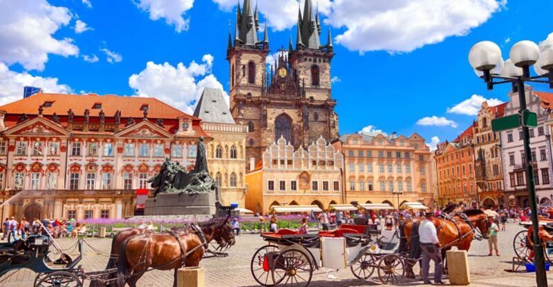Prague Lesser Town Tour, St Nicholas, Prague Castle Tickets - 2-Hour Basic Tour: Highlights and Atmosphere