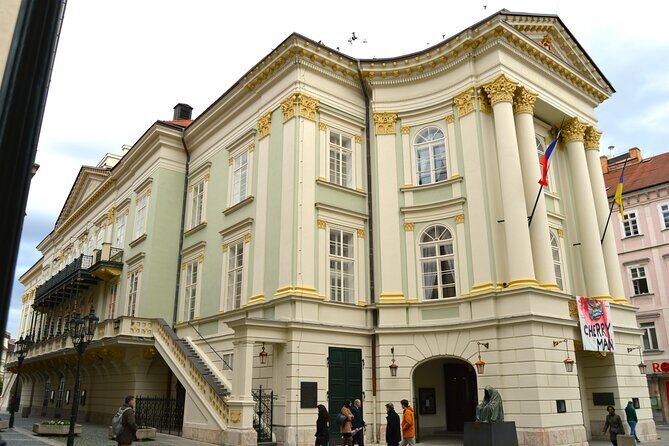 Prague: National Museum Ticket & Online Audioguide City Tour - FAQ
