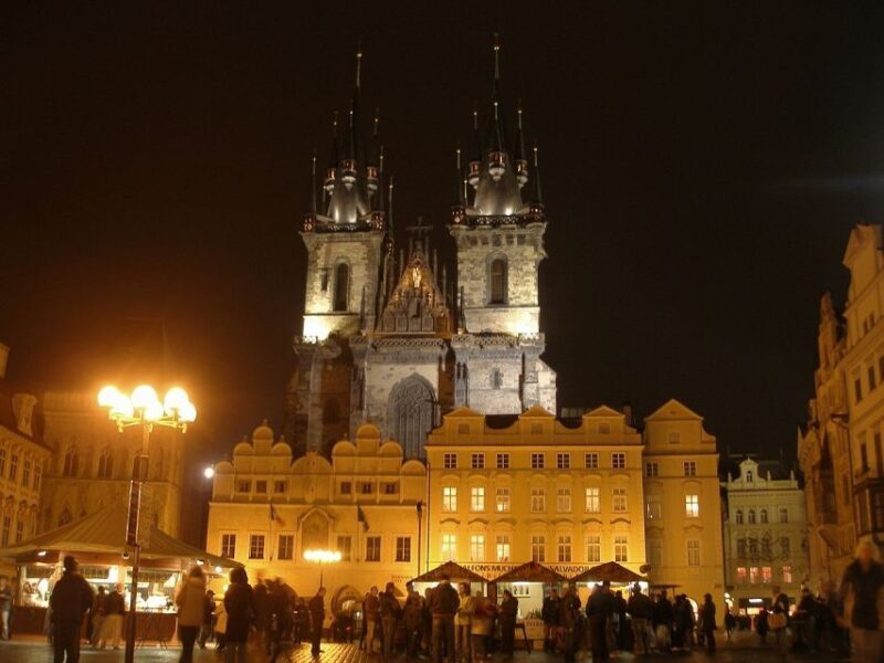 Prague: Old, New, and Jewish Towns Guided Walking Tour - Analyzing the Value