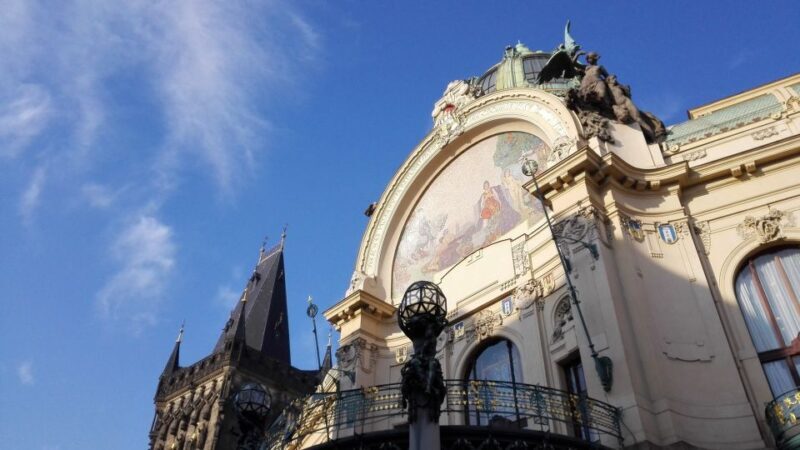 Prague: Old Town and Classical Concert Tour - Key Points