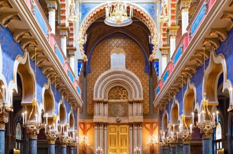 Prague Old Town and Top Attractions Private Tour by Car - FAQ