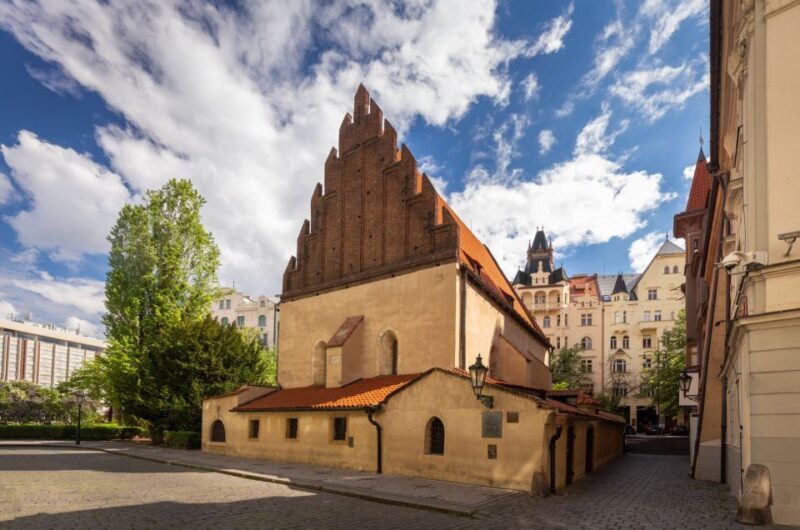 Prague: Old Town Highlights Private Guided Walking Tour - Practical Details and Tips