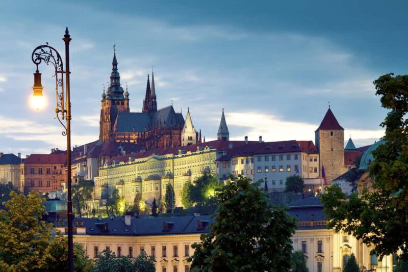 Prague: Piano Recital at Lobkowicz Palace - Who Should Consider This Tour?