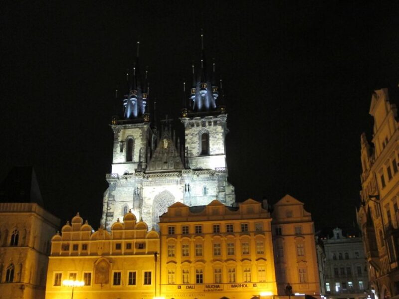Prague: Plague Doctor Old Town History Walking Tour - A Detailed Look at the Tour: What You Can Expect