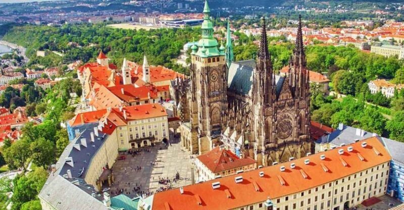 Prague: Prague Castle Guided Tour - A Walk Through Prague Castle: What You Can Expect