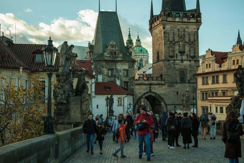 Prague: Prague Castle Tour without interiors in German - What You Can Expect from This Tour