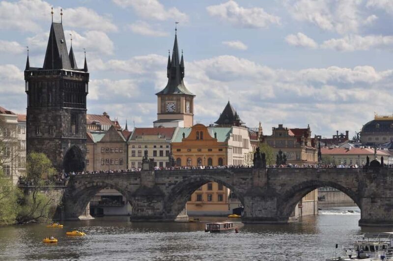 Prague: Private 2 & Half-Day City Tours with Local Guide - FAQ