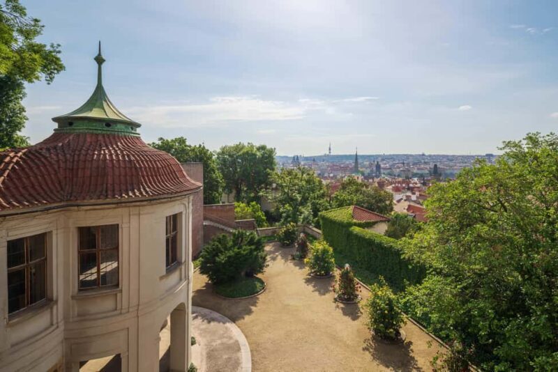 Prague: Private Castle Tour with Limousine-alone at catle - Authentic Reviews & Insights