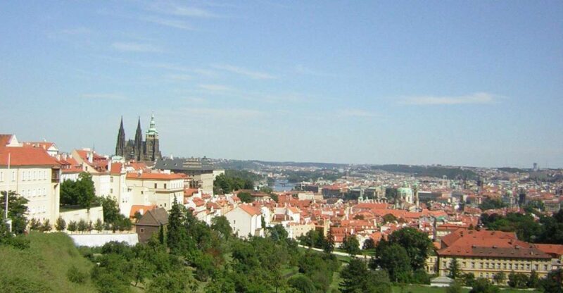 Prague: Private City Tour by Minivan - Why Travelers Love This Tour