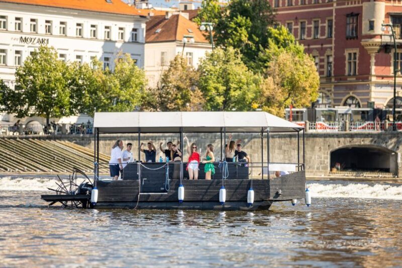 Prague: Private Cycle Boat River Tour with Beer or Prosecco - FAQ