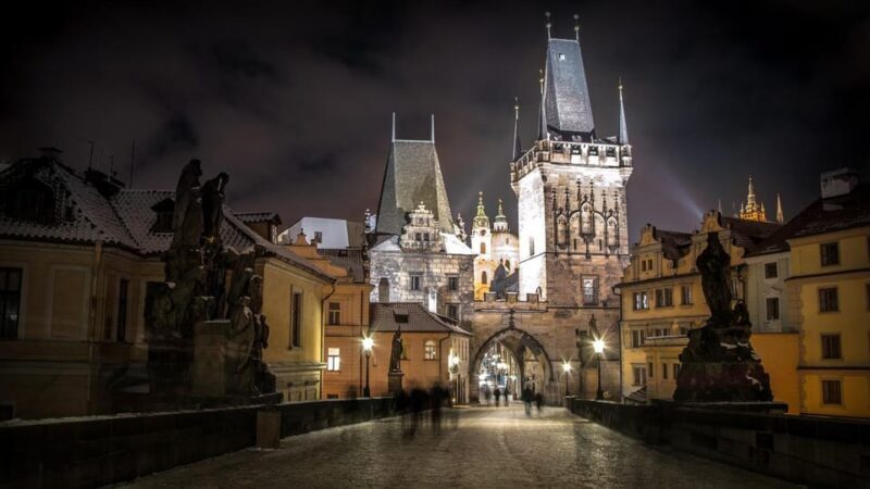 Prague: Private Night Tour with Local - Why Choose a Night Tour of Prague?