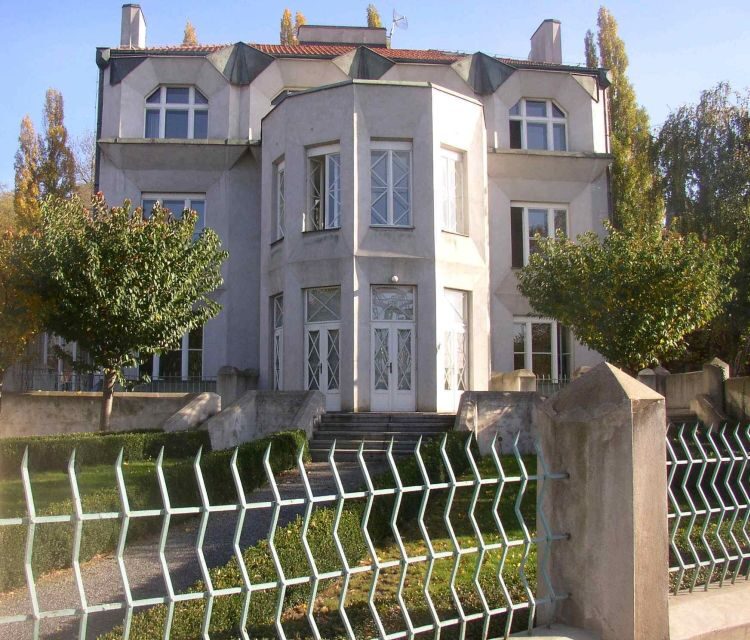 Prague: Private Prague Art Nouveau and Cubism Tour - Exploring Prague’s Art Nouveau and Cubism
