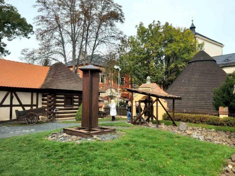 Prague: Private tour to Kutna Hora and Bone church - Key Points