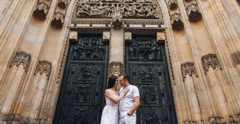 Prague: Professional Photoshoot at Prague Castle - Reviews and Authentic Perspectives