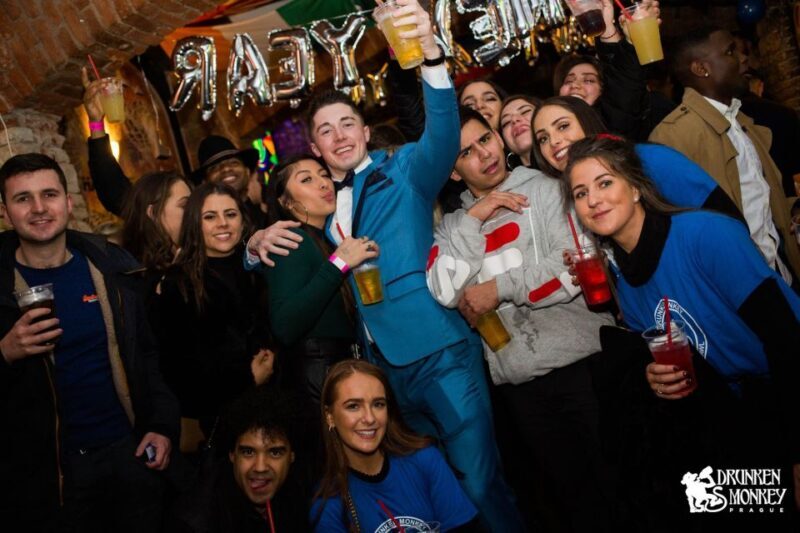 Prague: Pub Crawl with Open Bar and VIP Entry - What to Expect from the Prague Pub Crawl