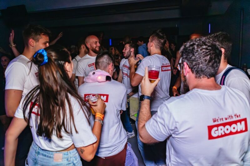 Prague: Pub Crawl with Unlimited Drinks and Cocktails - Analyzing the Value