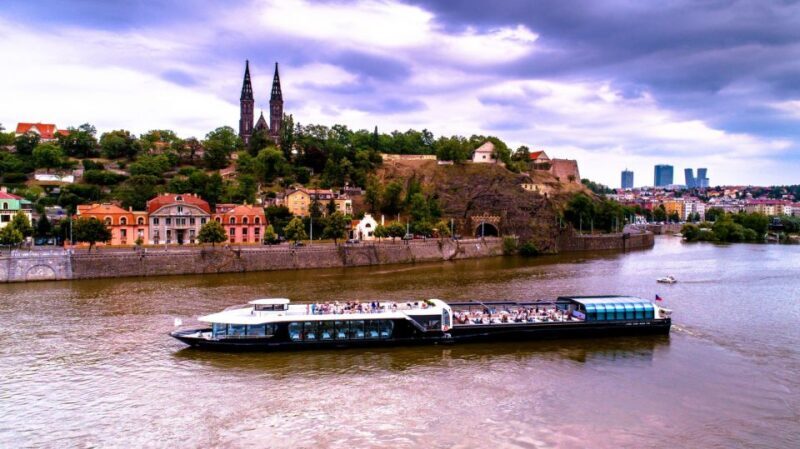 Prague: Sightseeing Dinner Cruise on Open-Top Glass Boat - An In-Depth Look at the Experience