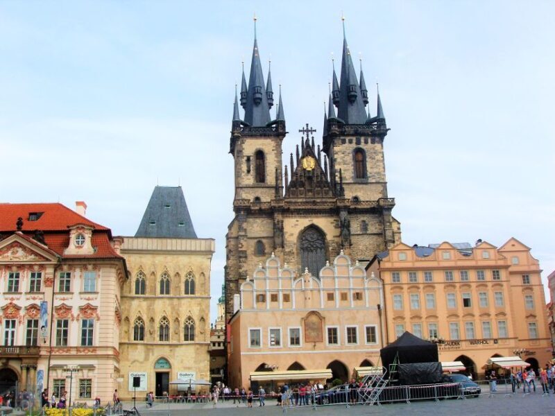Prague: Tailored Sightseeing Tour in French - An In-Depth Look at the Experience